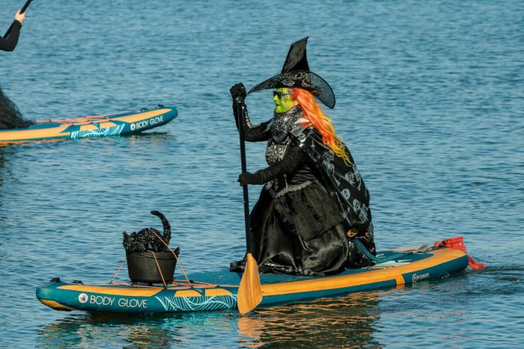 Sylvan Lake Witches Paddle returns with activities on land and lake ...